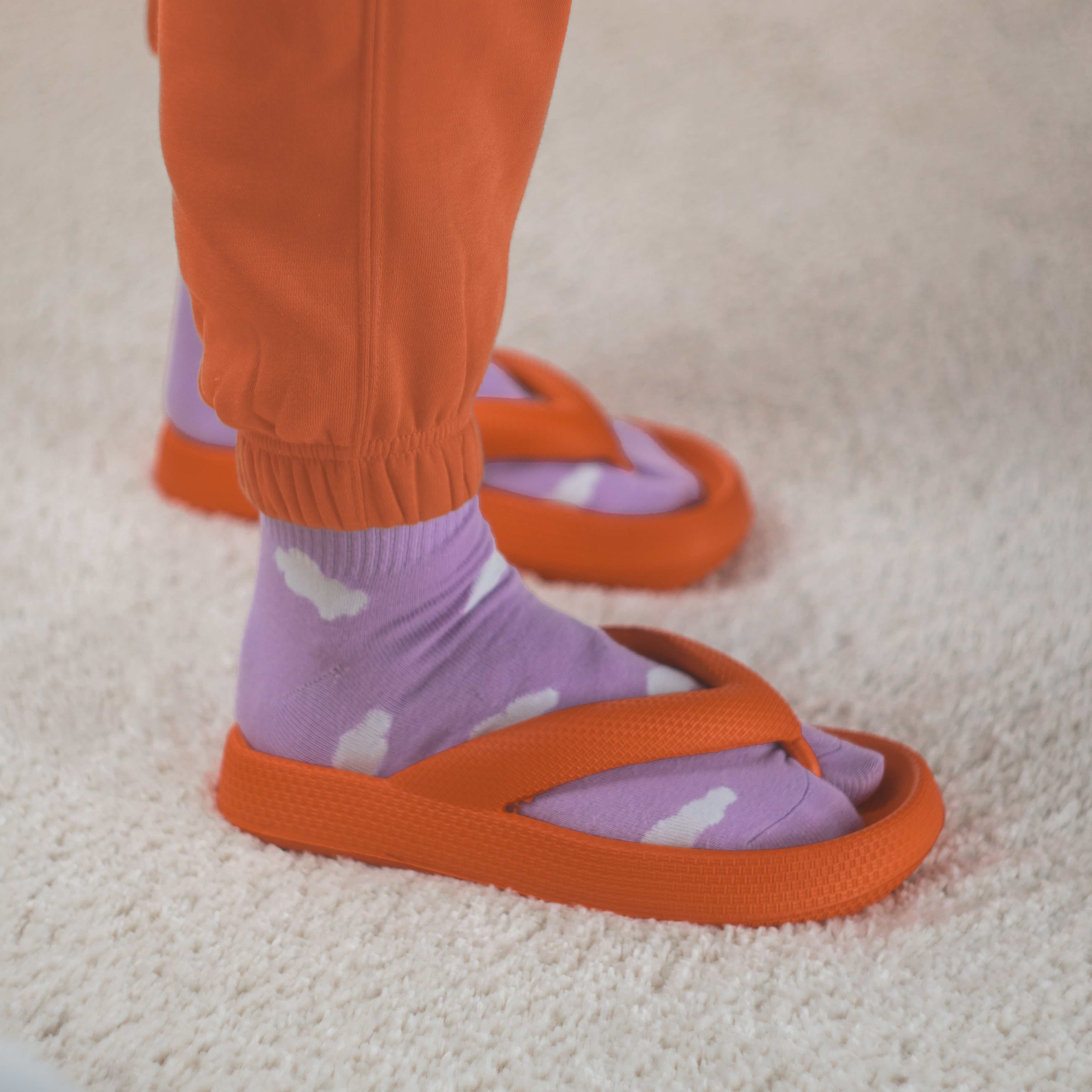 Are Slides Better for Your Feet Than Flip-Flops? – Cloud Slides